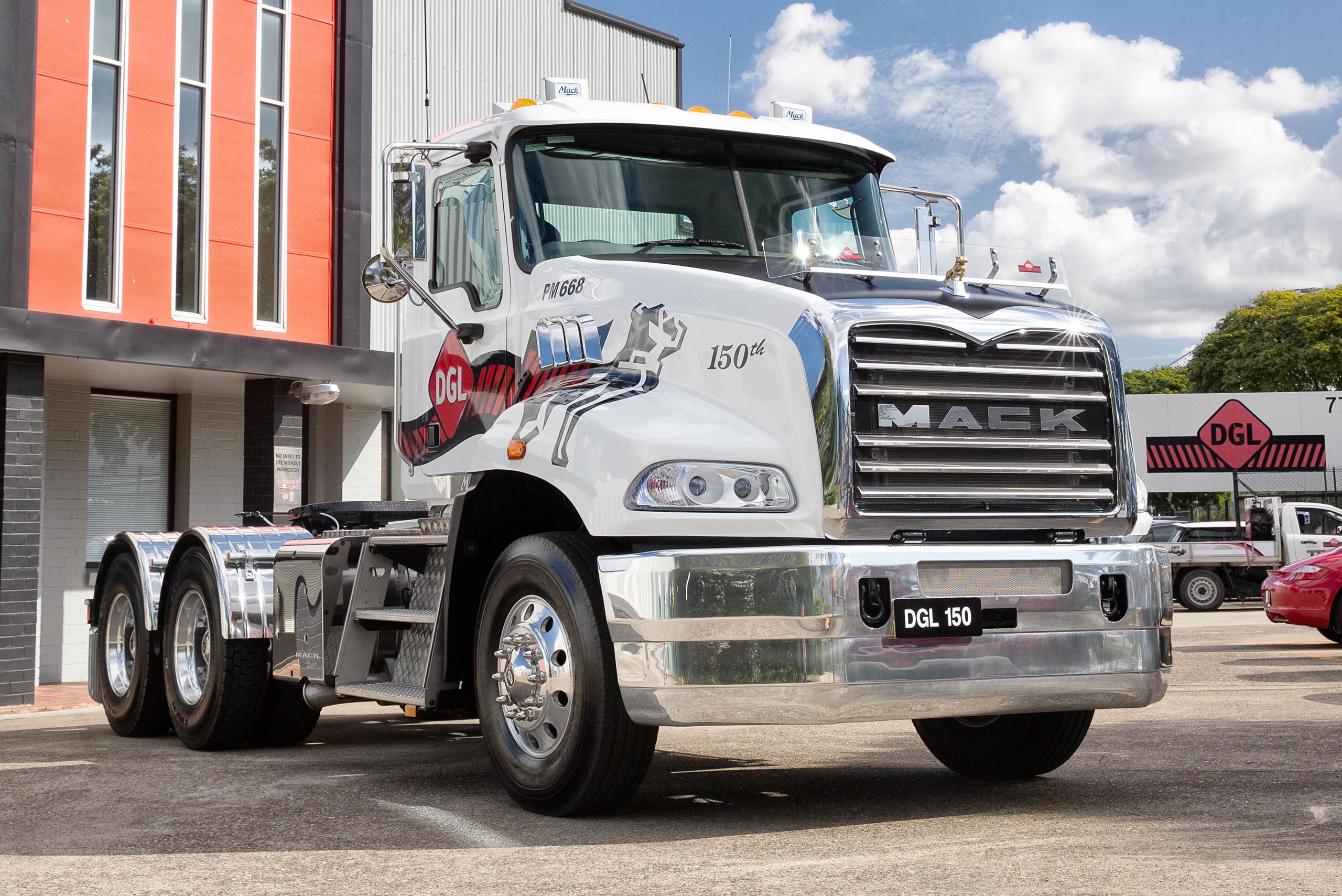 Big bling for DGL's 150th Mack | News