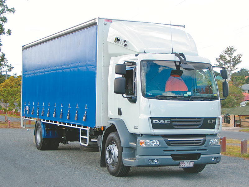 DAF LF 55 4x2 truck | Review