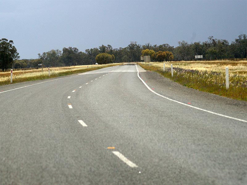 Victorian government unveils regional road fund | News