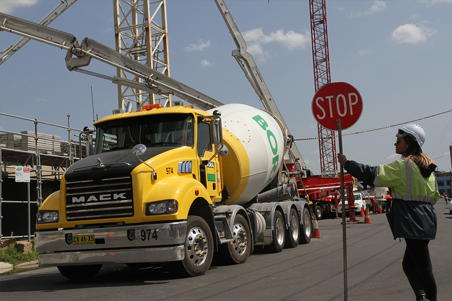 Turning the tide: Mack Boral 10x4 Agitator | News
