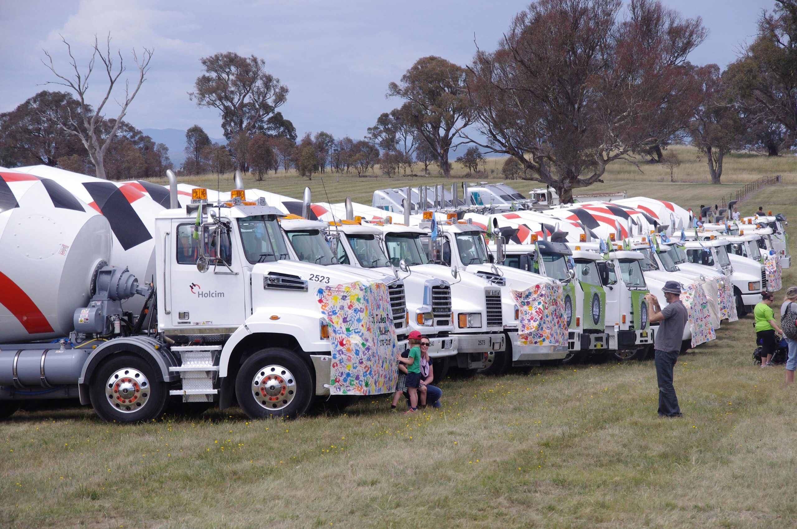 Record convoy for Canberra