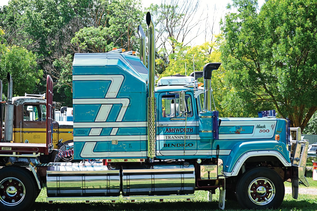 Trucking history at the Glen - OwnerDriver