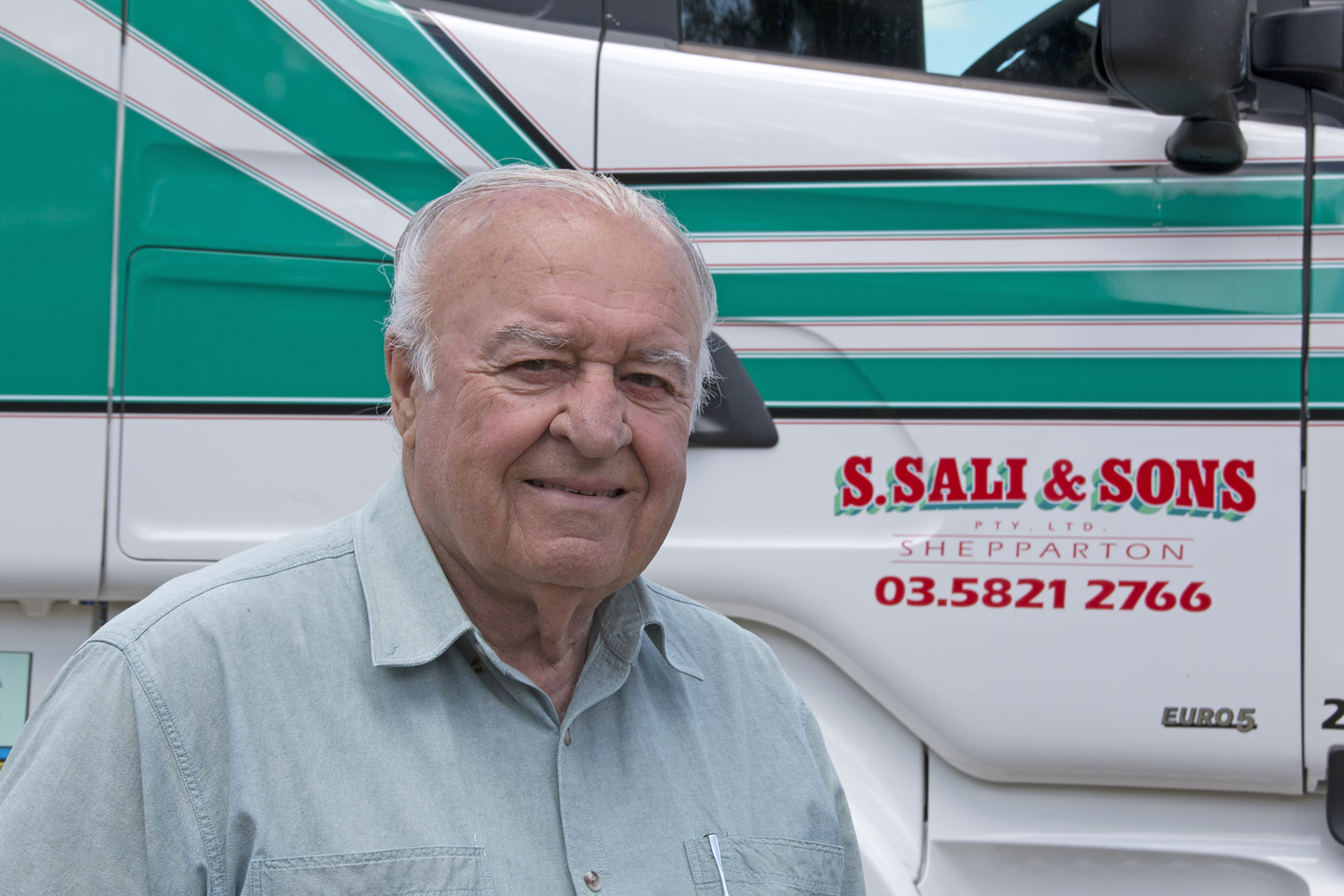 Transport industry mourns passing of icon - OwnerDriver