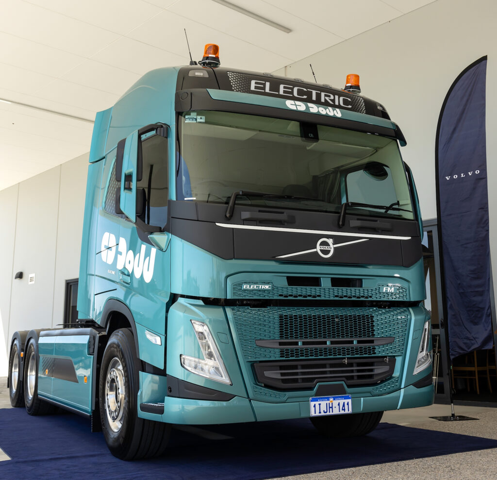 WA receives first fully electric OEM heavy duty truck