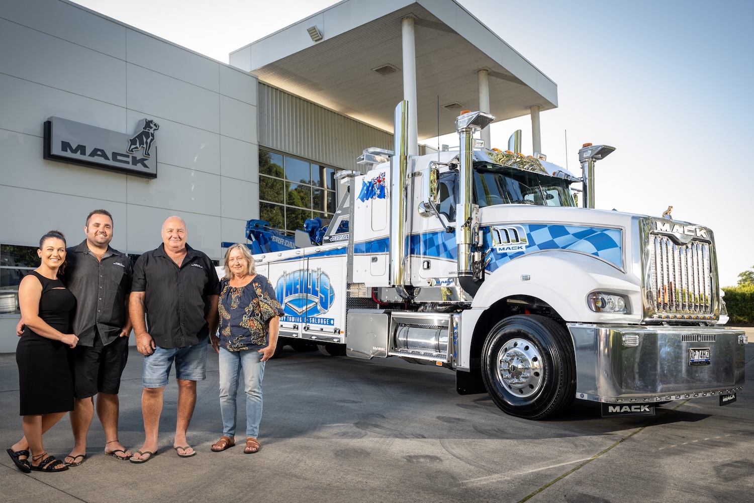 Newcastle heavy towing outfit introduces new Mack