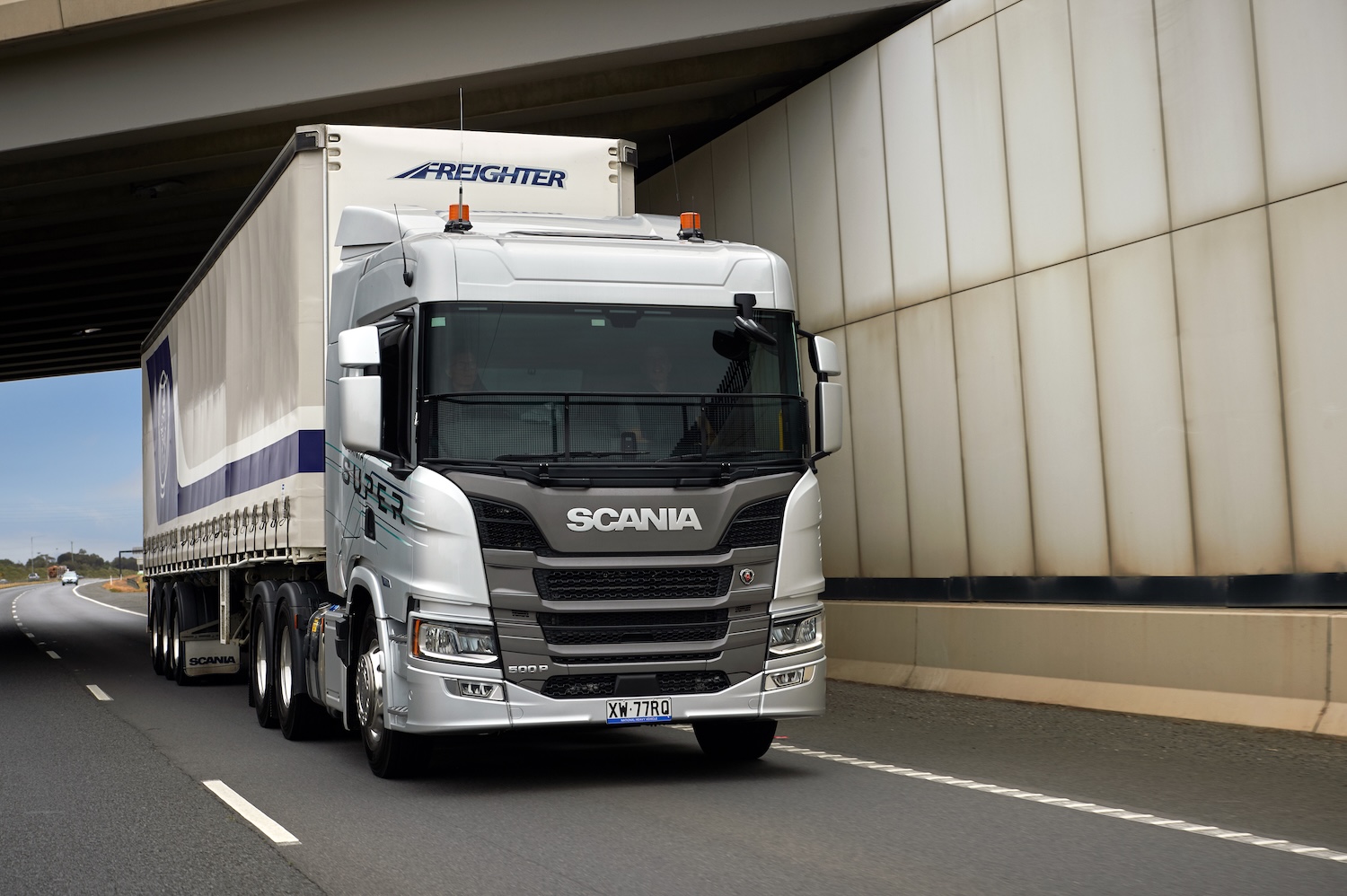 Scania launches new truck rapid charging solution
