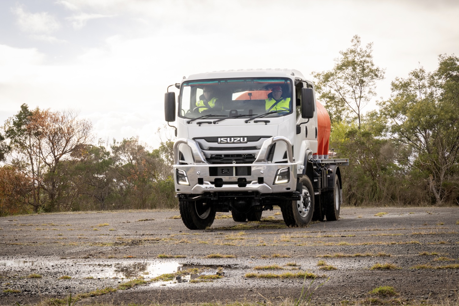 Allison Transmission exclusively specified across new Isuzu 6-cylinder ...