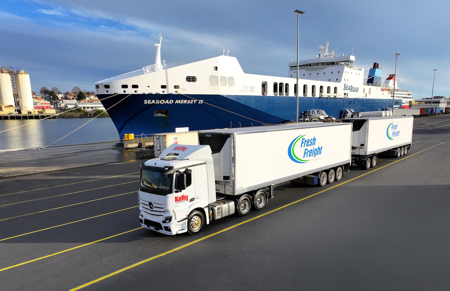 Tasmanian operator adds to fleet with new Actros
